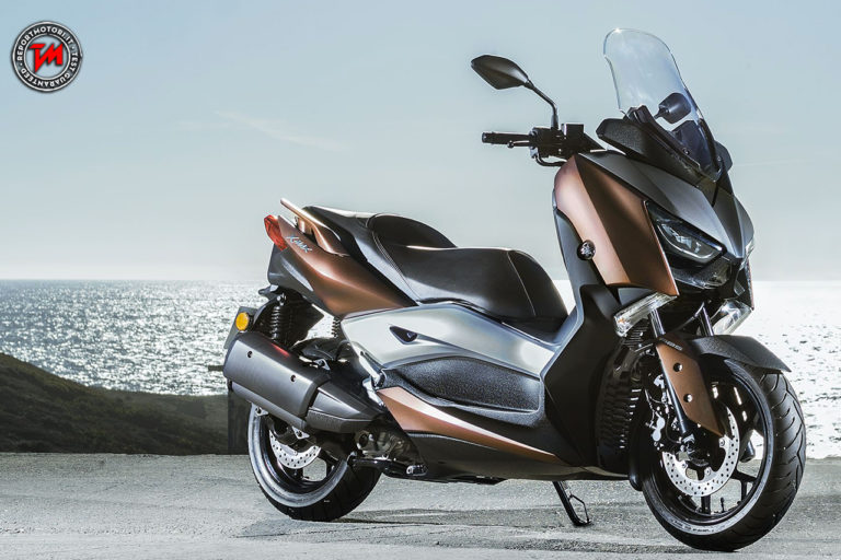Svelati i prezzi del nuovo maxi scooter Yamaha X-MAX