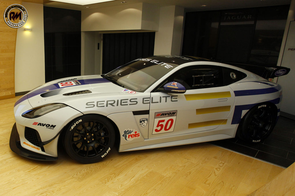 Pronta la Serie Elite con le velocissime Jaguar F-Type GT4