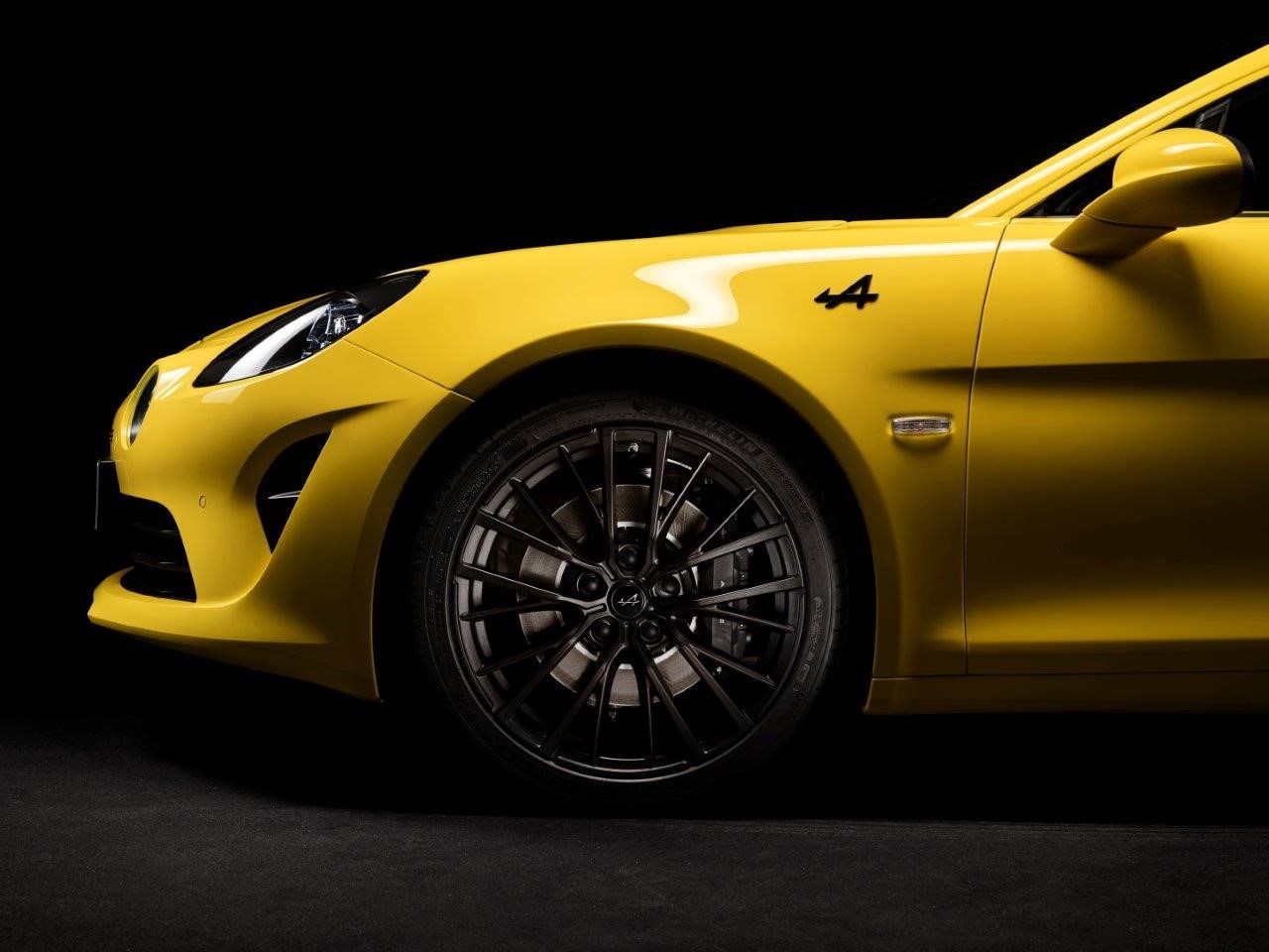 Alpine A110 Color Edition 2020: che stile! - ReportMotori.it