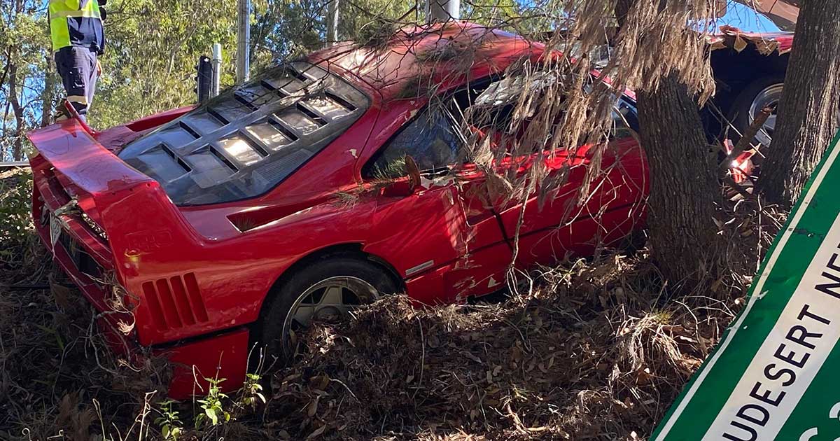 Ferrari F40 - Distrutta durante un test drive in Australia ...