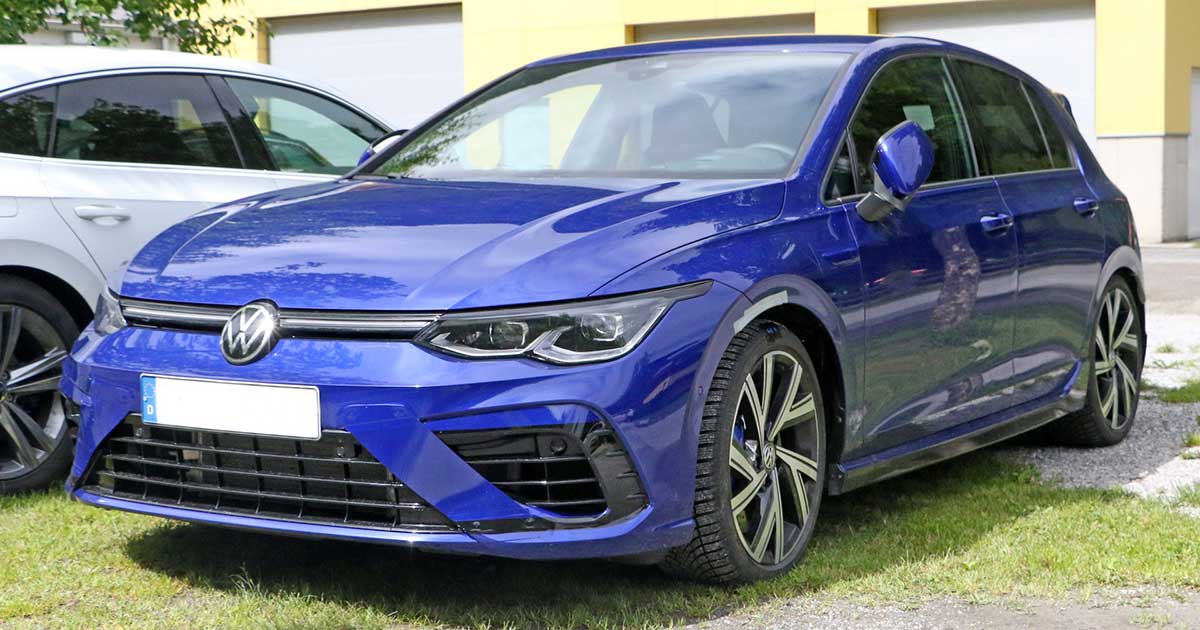 Volkswagen Golf R 2021: look discreto e performance... - ReportMotori.it