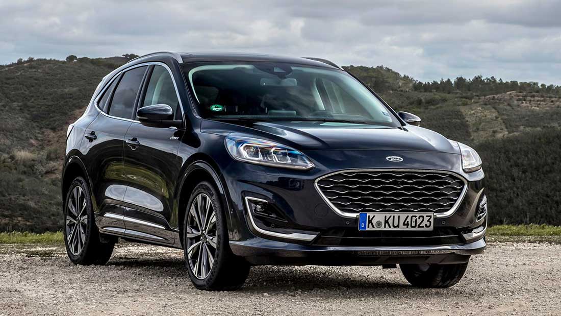 Ford Kuga Plug-In Hybrid: motore, autonomia, prezzo, foto