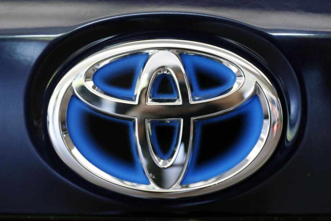 La Toyota che mette in crisi Ferrari: ha un motore spaventoso ...