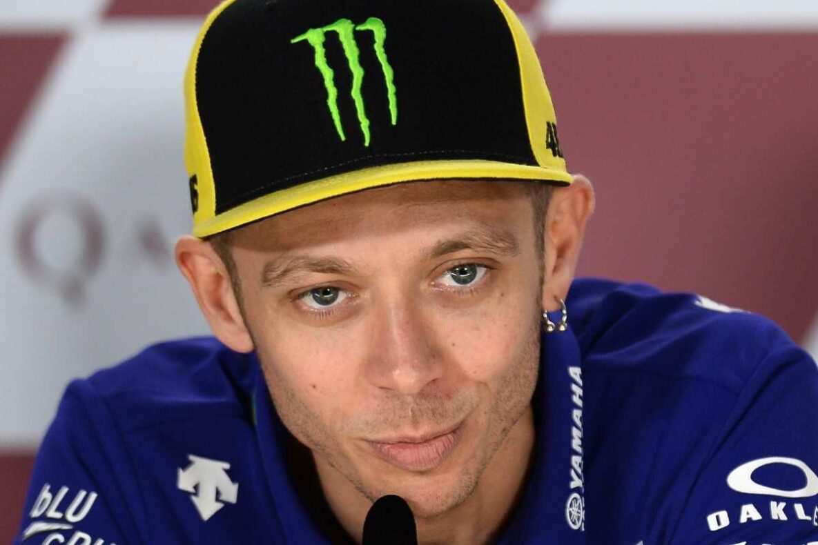 Il ritorno di Valentino Rossi in pista: il 46 rispunta sul cupolino ...