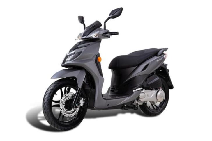 SYM Symphony SR, che restyling per lo scooter: al nuovo prezzo è ...
